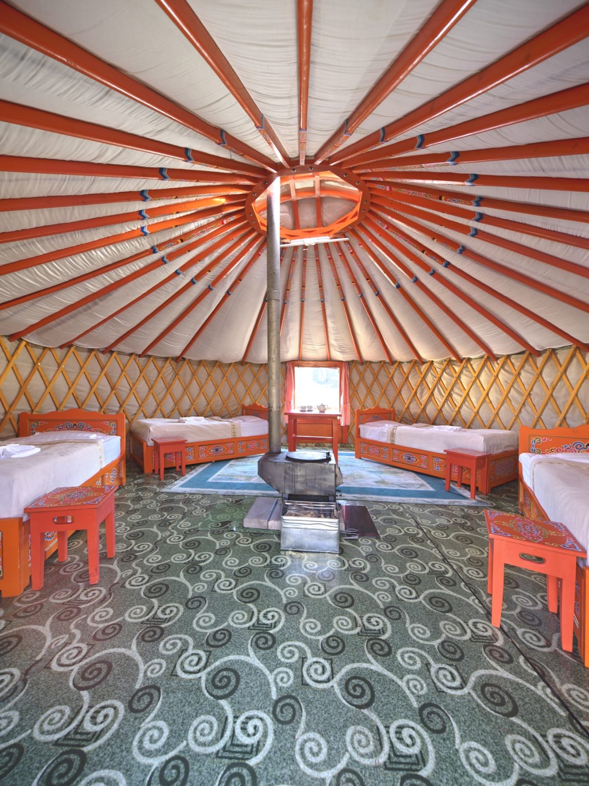 What is Inside a Mongolian Yurt? - Silk Road Yurts